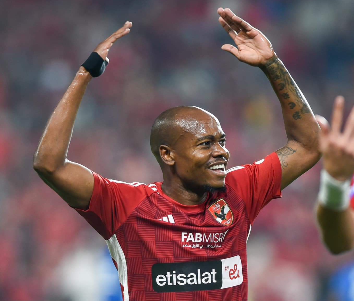 كايزر تشيفز يبدأ مفاوضاته مع بيرسي تاو | قناة صدى البلد